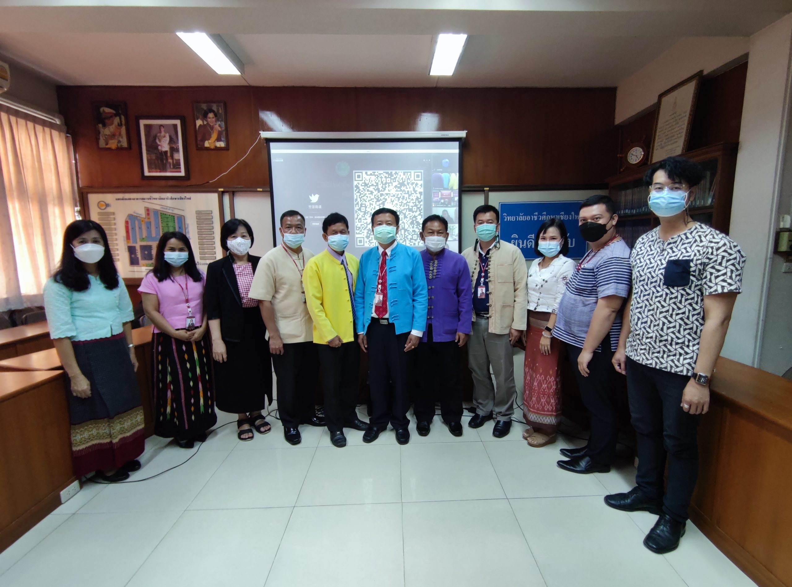 พิธีมอบปริญญาบัตรออนไลน์ มหาวิทยาลัยการท่องเที่ยวกุ้ยหลิน ประจำปี 2564 ...